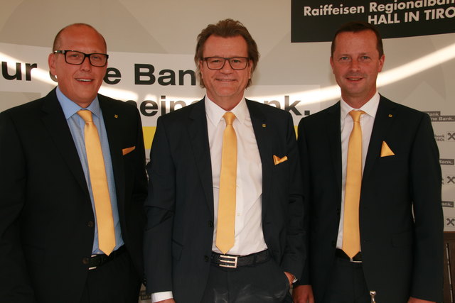 Haller Raiffeisenbank auf Erfolgskurs - Hall-Rum