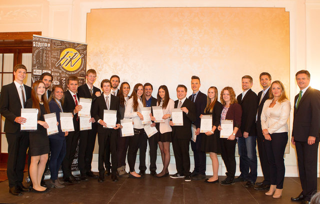 Externe Zertifikate für HAK-Schüler - Pinzgau