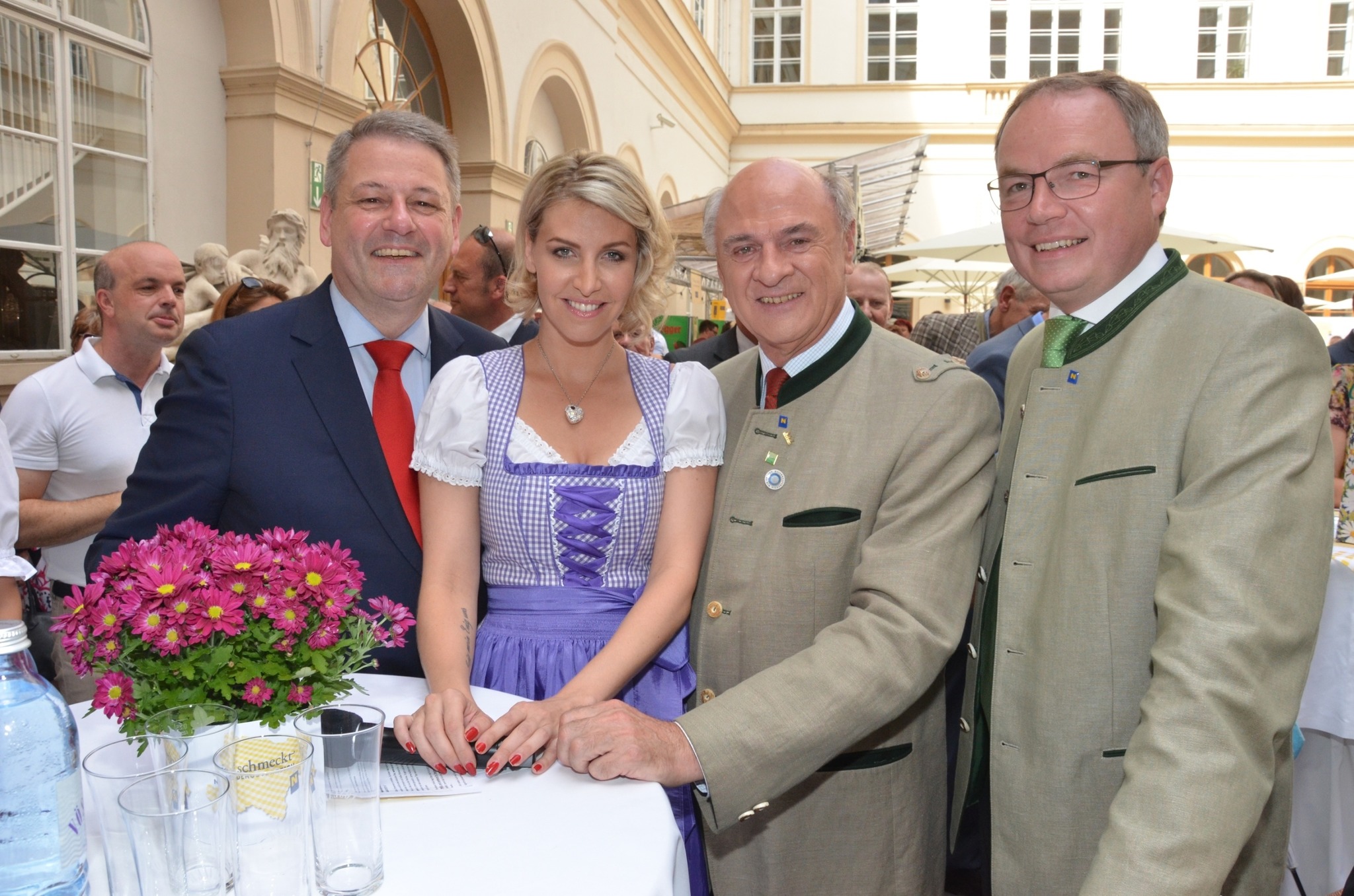 Ausg’steckt is - Krems
