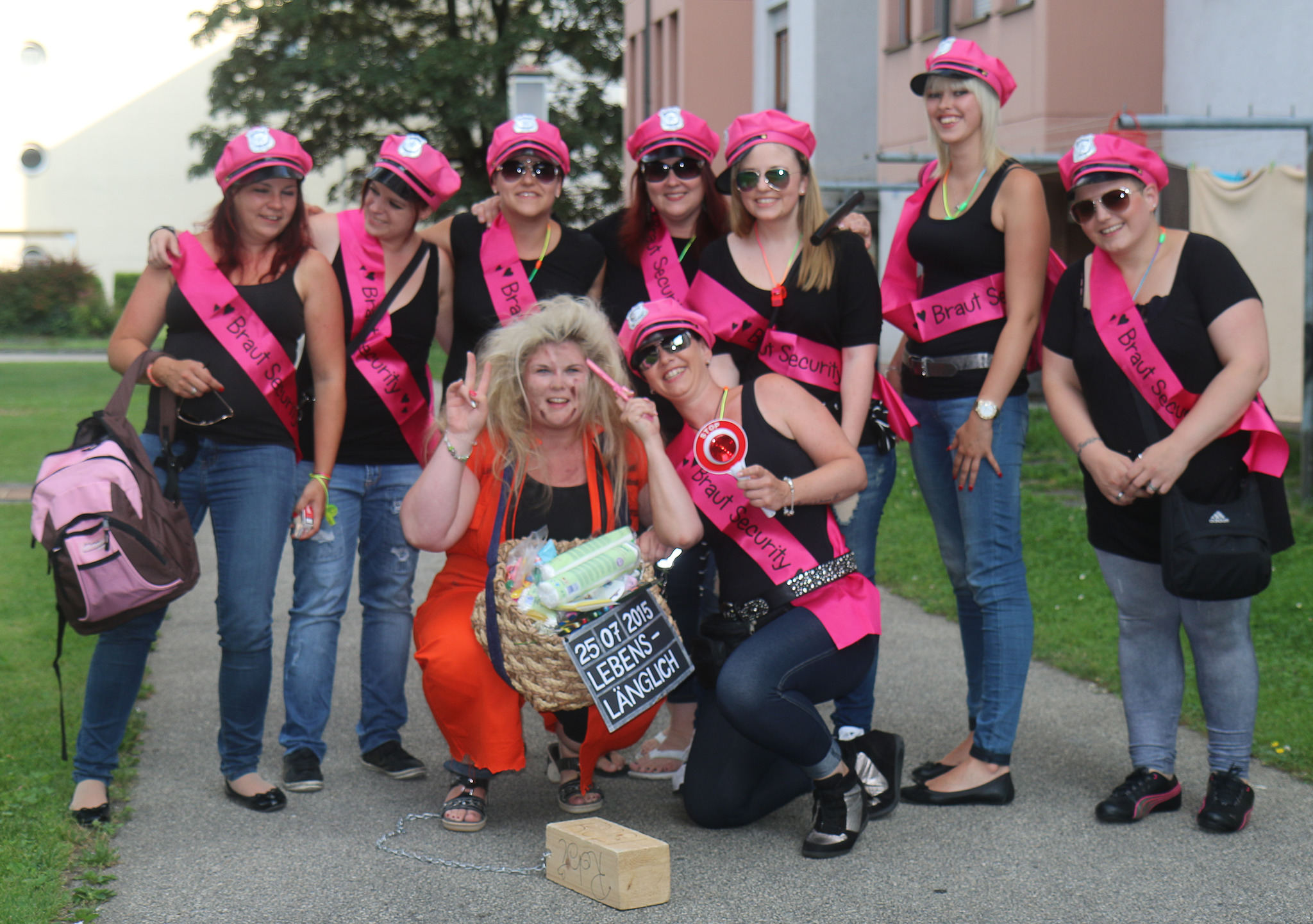 Weiber Poltern in Schwaz - Schwaz