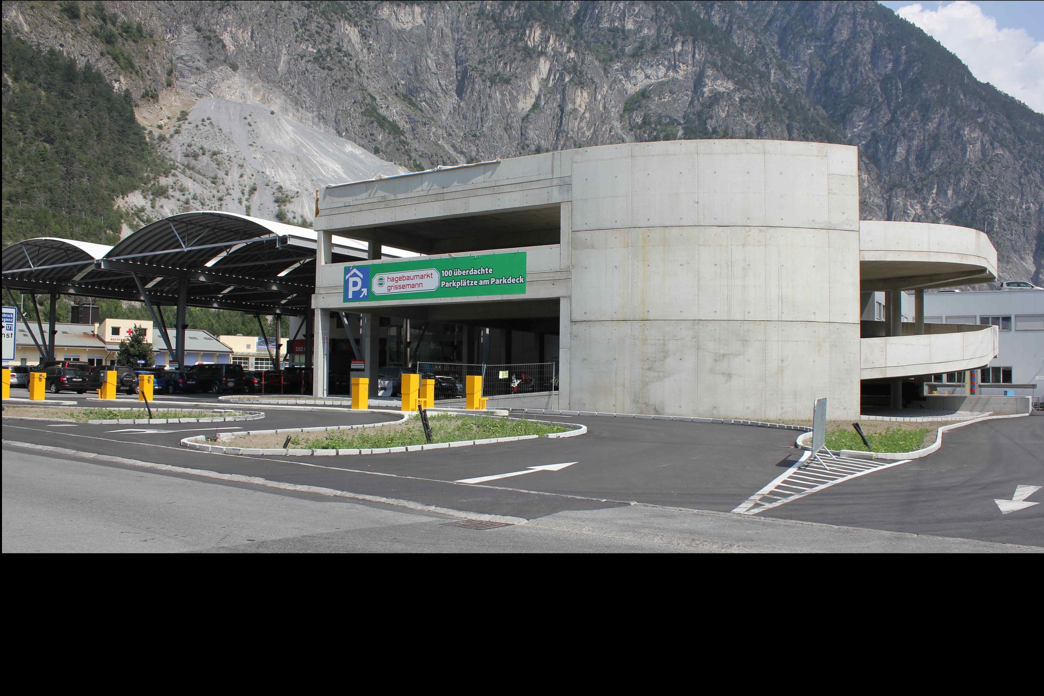 Zams: Neues Parkhaus mit 100 Parkplätzen - Landeck