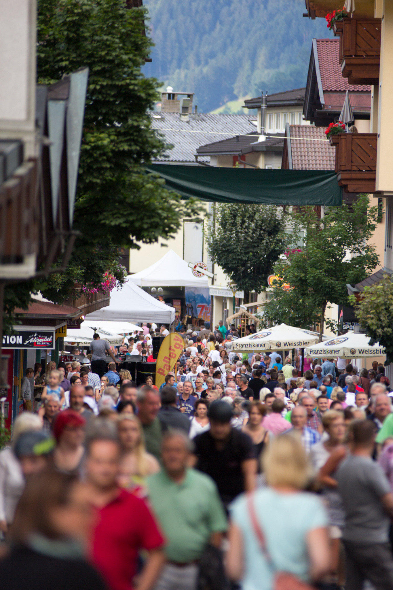 Mayrhofner Straßenfest am Freitag, 31. Juli - Schwaz