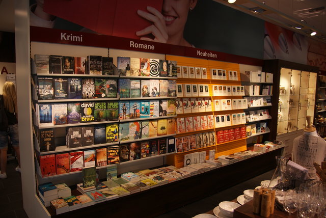 Tyrolia-Buchhandlung erstrahlt in neuem Glanz - Landeck