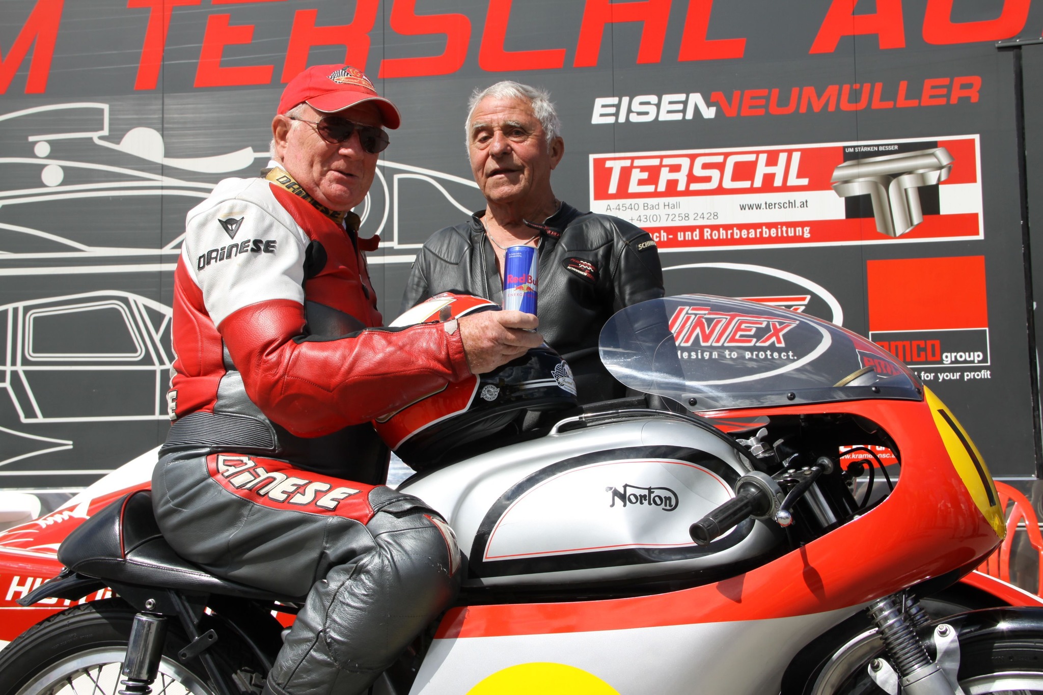 Rennfahrer aus der Region STEYR erfolgreich am Red Bull Ring - Salzburg ...