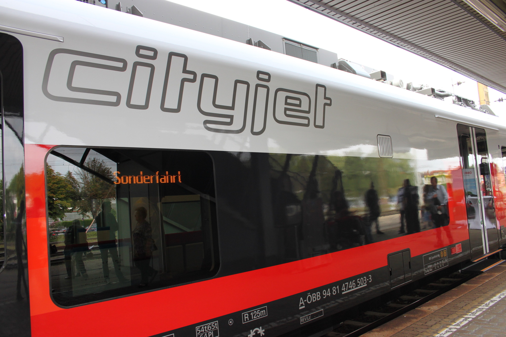ÖBB präsentiert neuen Cityjet - Wels & Wels Land