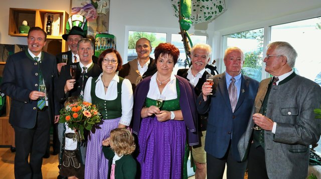 Grün-weißer Einkaufsgenuss im Apfeldorf Puch - Weiz