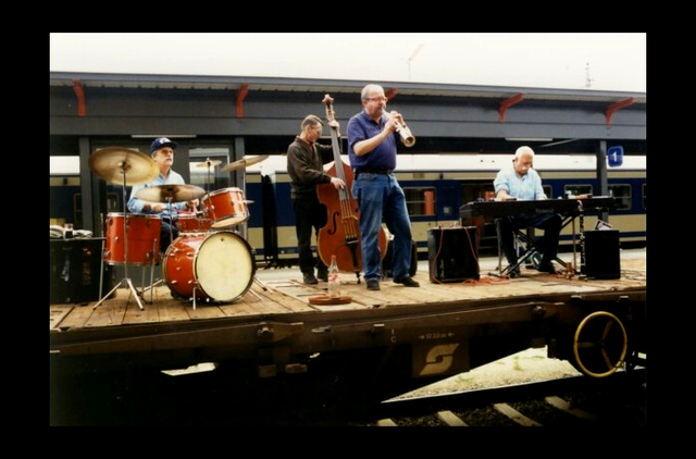 "Bevölkerung von Retz": Bahnhof - Ottakring