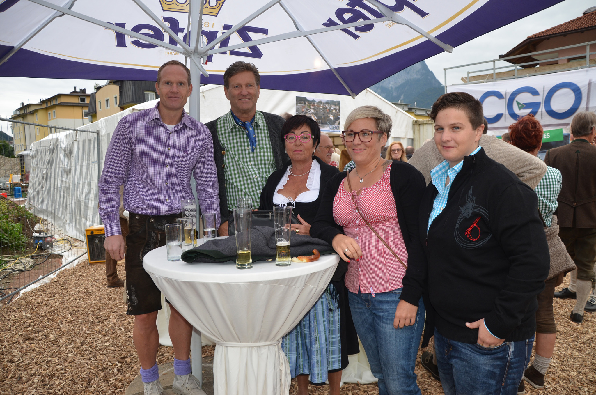 Oktoberfest: CGO feiert mit „City Cubes“-Kunden - Kufstein