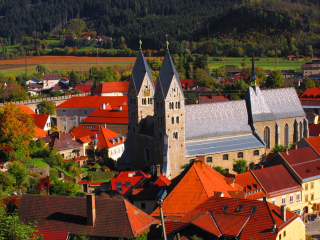 herbstlicher Spaziergang durch die Burgenstadt Friesach - Villach