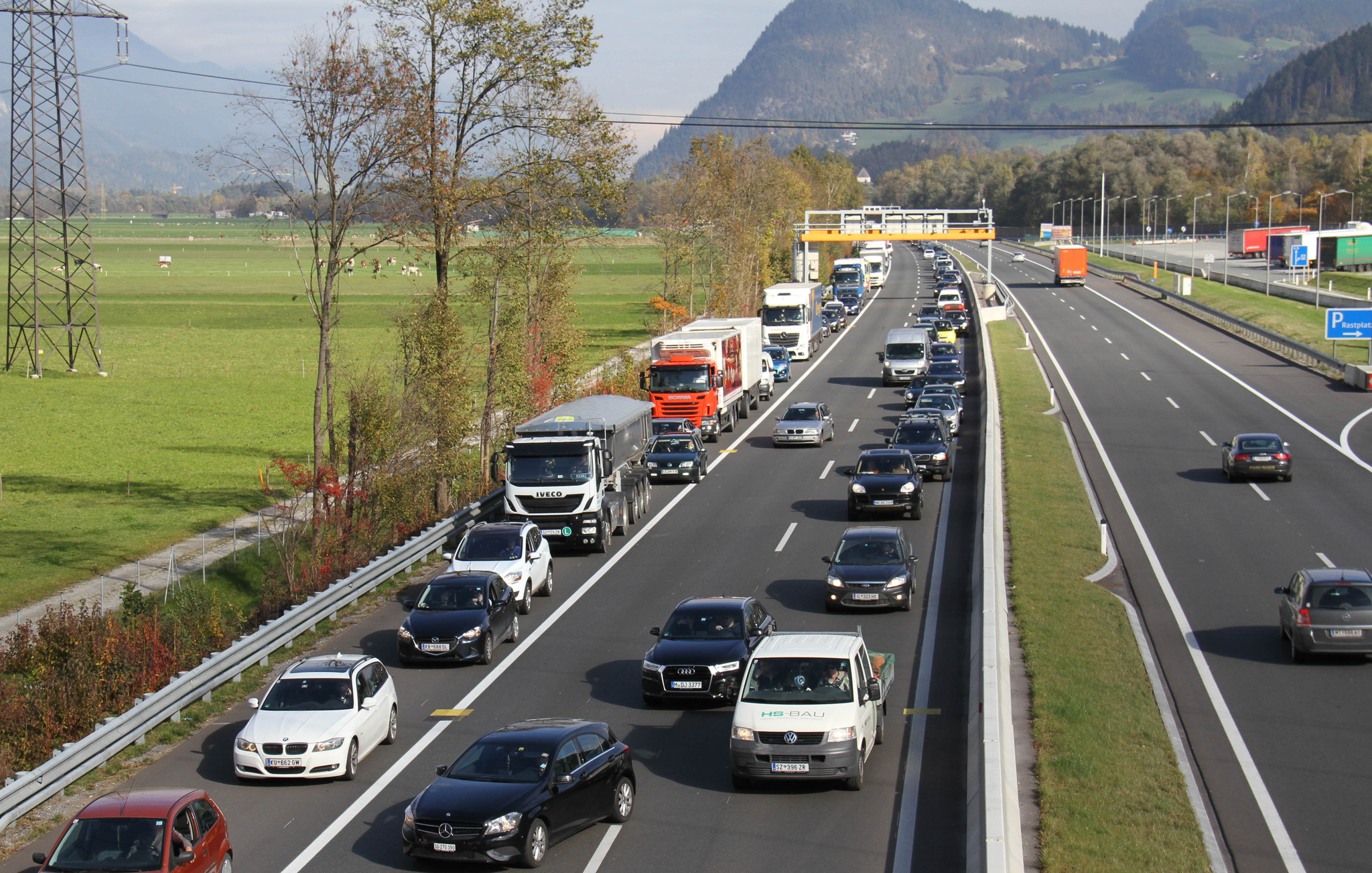 10 Kilometer Stau nach Unfall auf der Autobahn - Kufstein