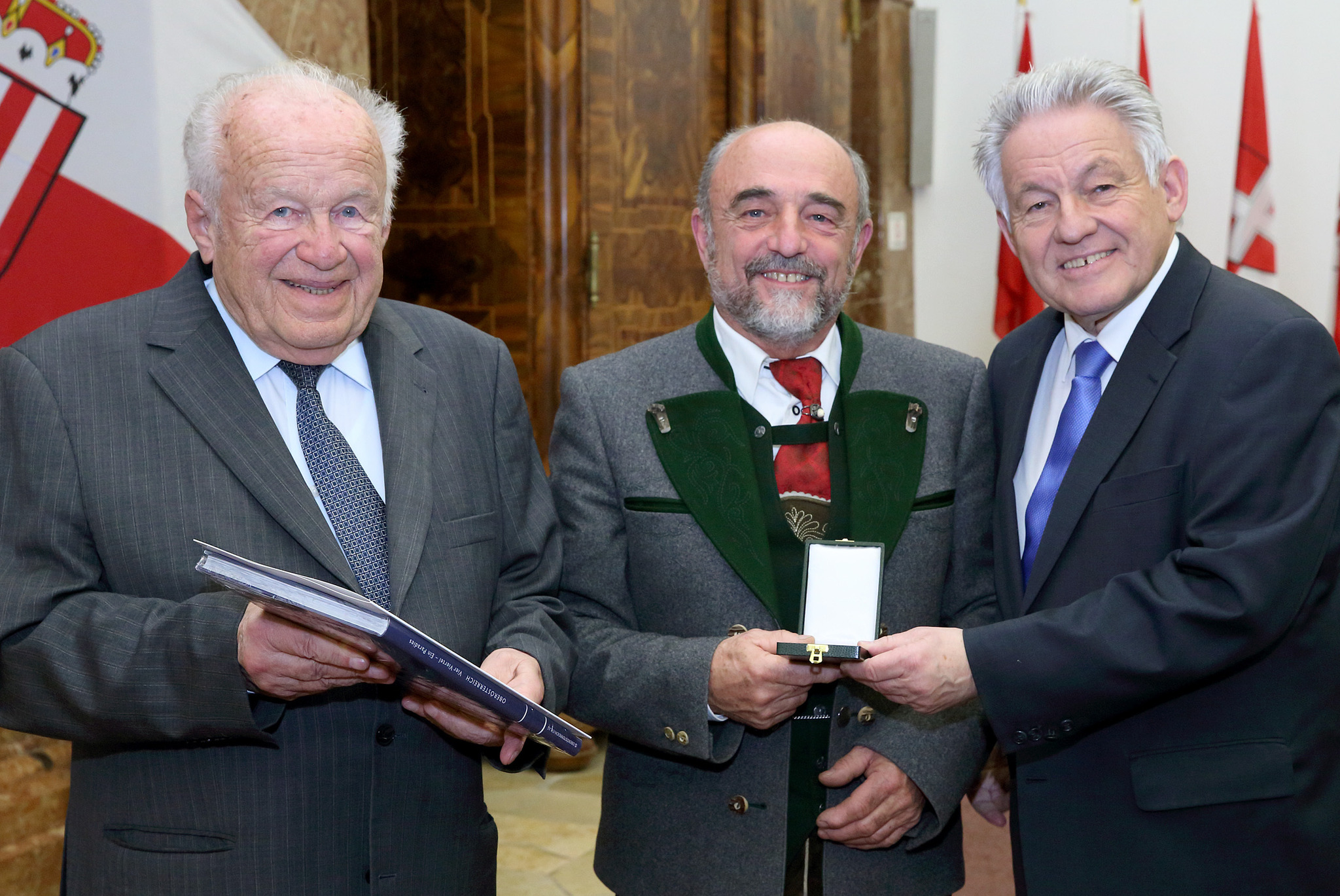 Georg Rohringer erhält Auszeichnung - Salzkammergut