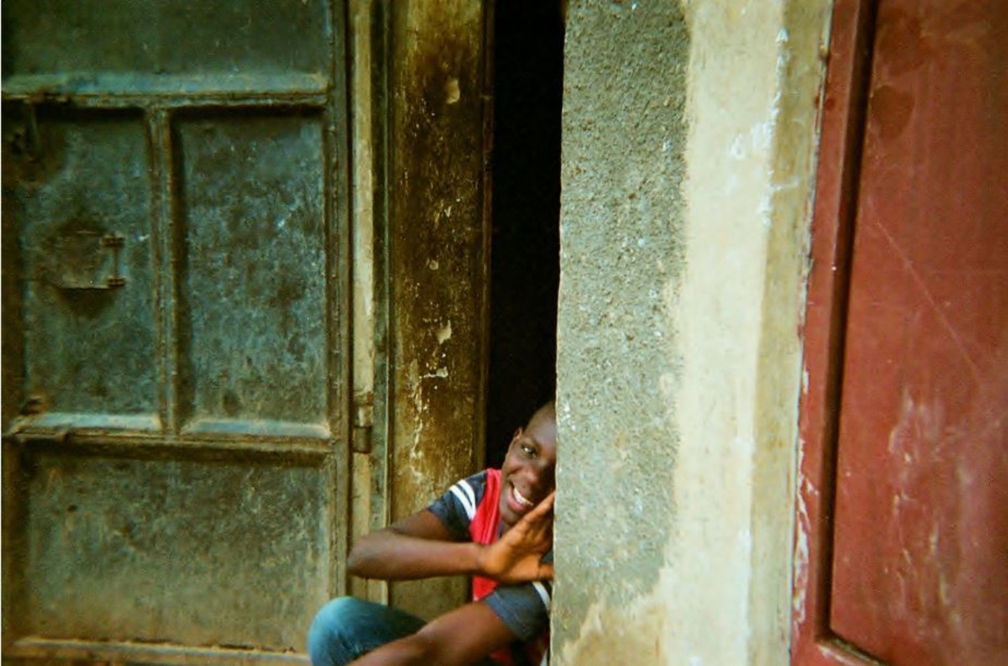 Ugandas versteckte Kinder... - Neubau