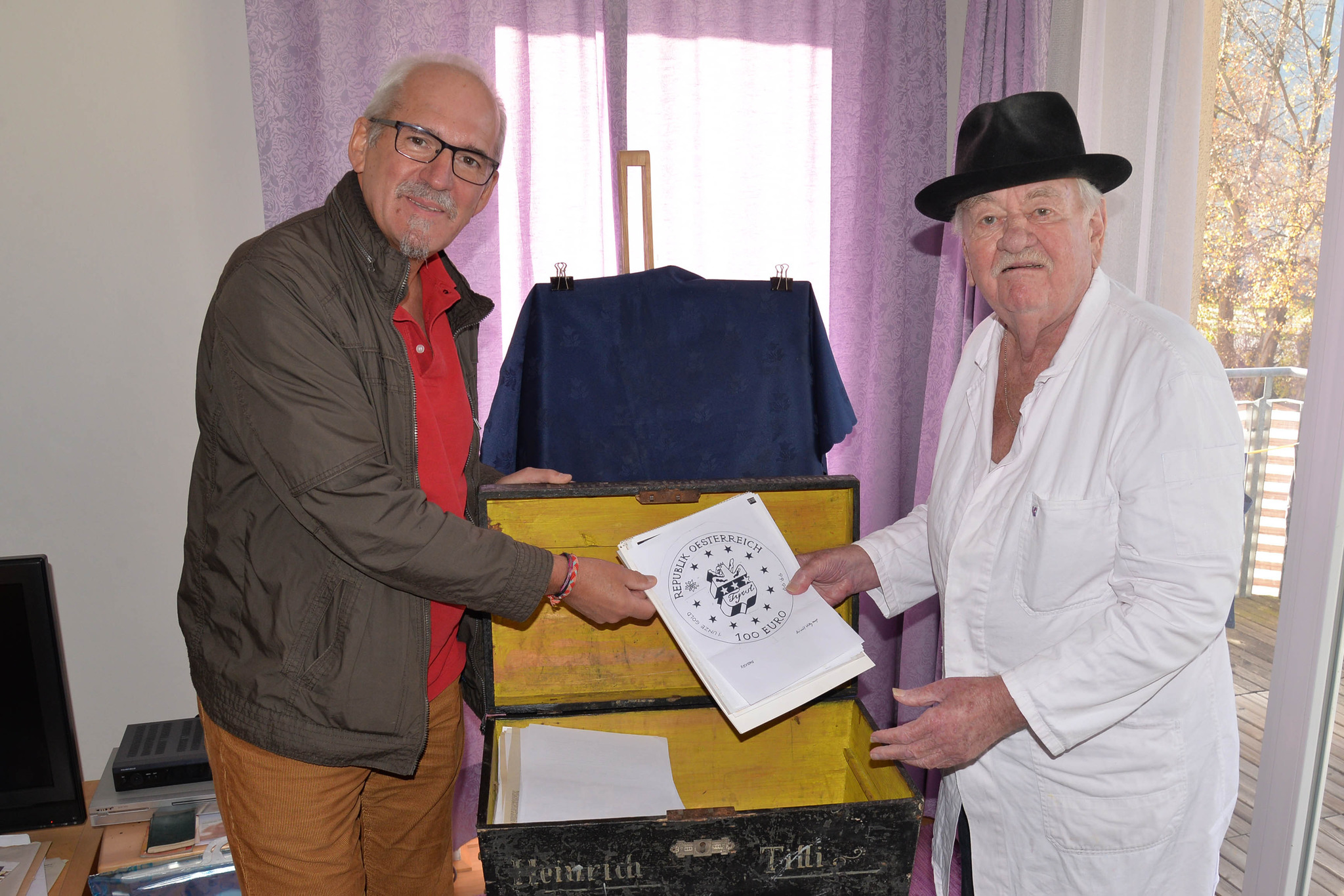 Maler, Bildhauer und Mythologe Prof. Heinrich Tilly übergab seinen ...