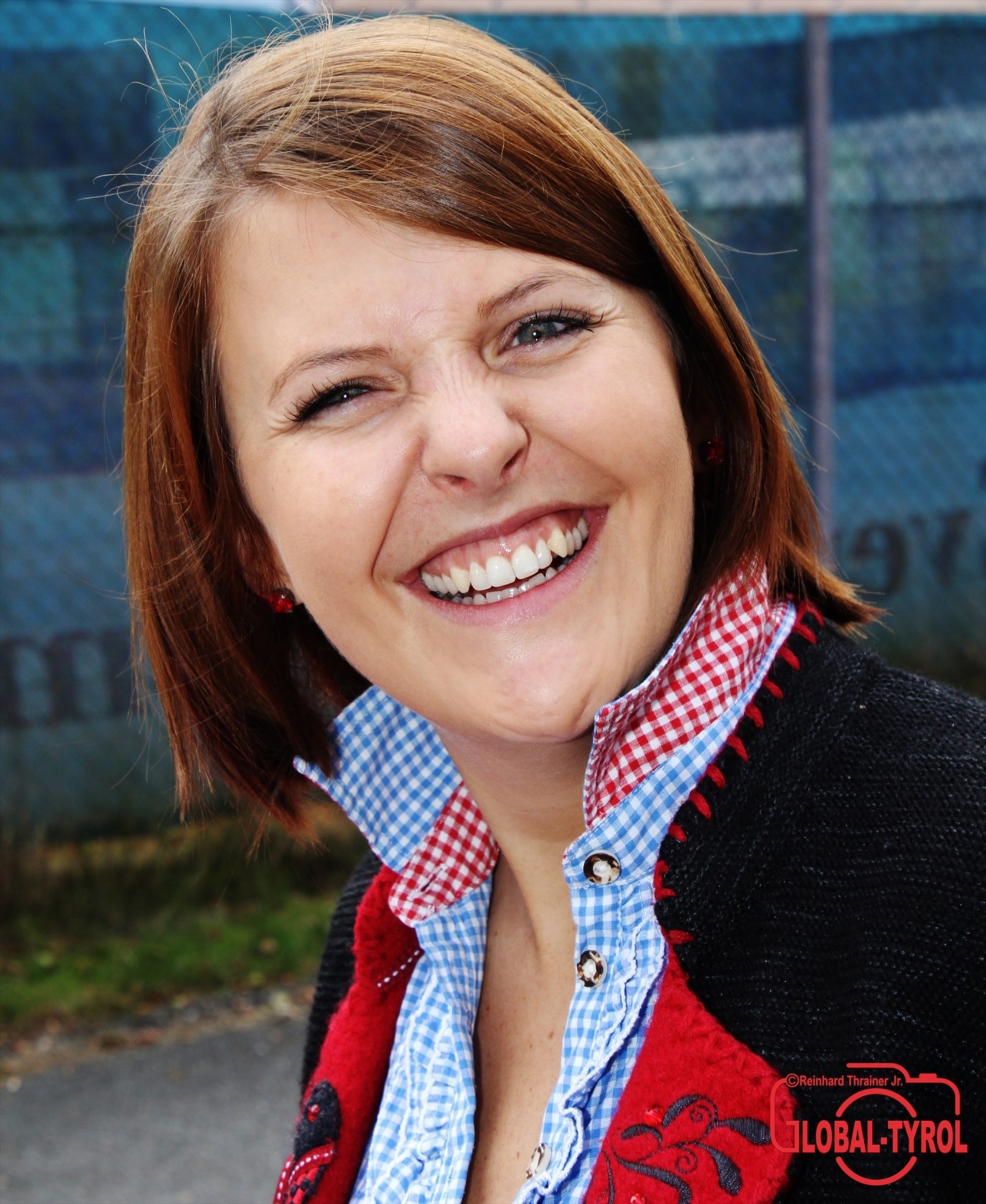 Samantha Hedge's Instagram, Twitter & Facebook on IDCrawl