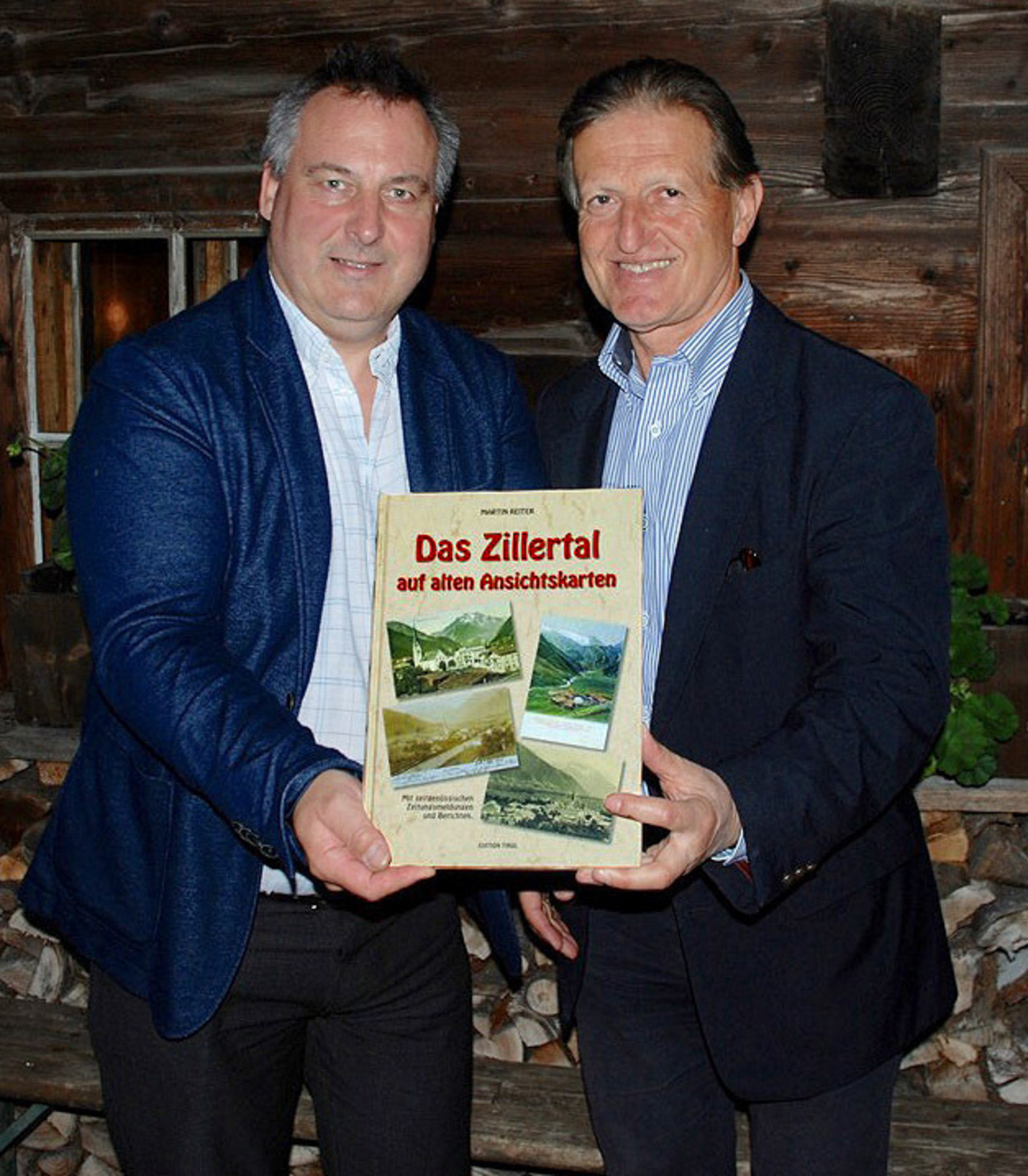 DAS ZILLERTAL AUF ALTEN ANSICHTSKARTEN überreichte Autor Martin Reiter ...