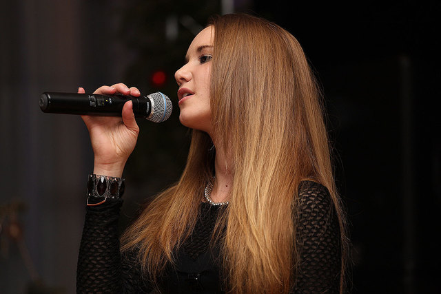 Die Premiere zur 1. Pia Vanelly Weihnachtsgala wurde ein grandioser ...