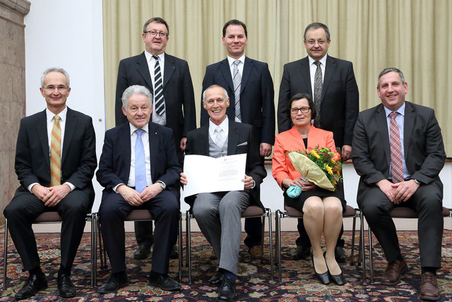 Laakirchner Gemeindearzt ist nun Obermedizinalrat - Salzkammergut