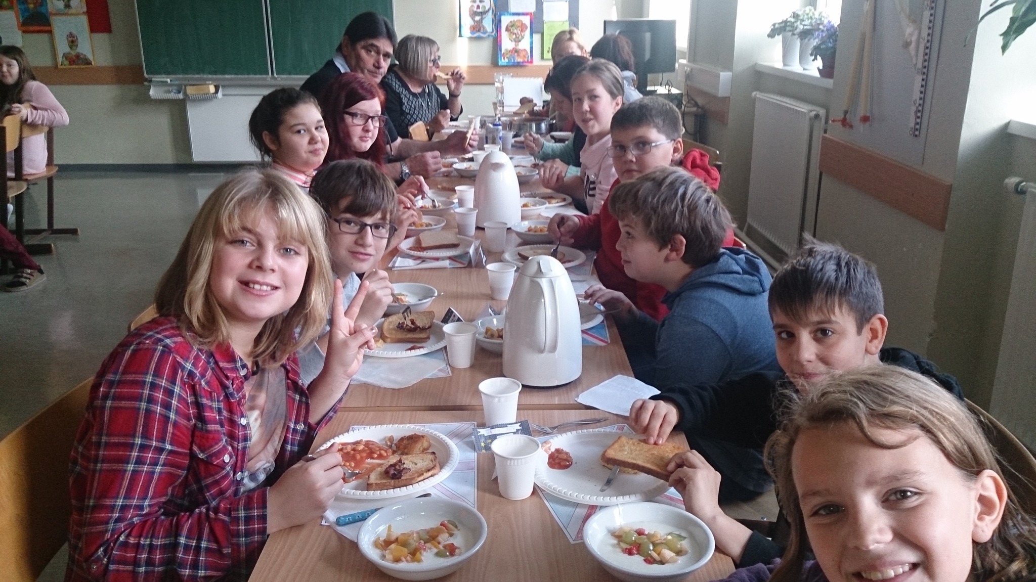 Englisches Frühstück in der Neuen Mittelschule Neufeld - Eisenstadt