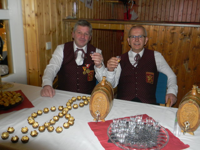 Jung und Alt beim Musikerball in Großhöflein - Eisenstadt