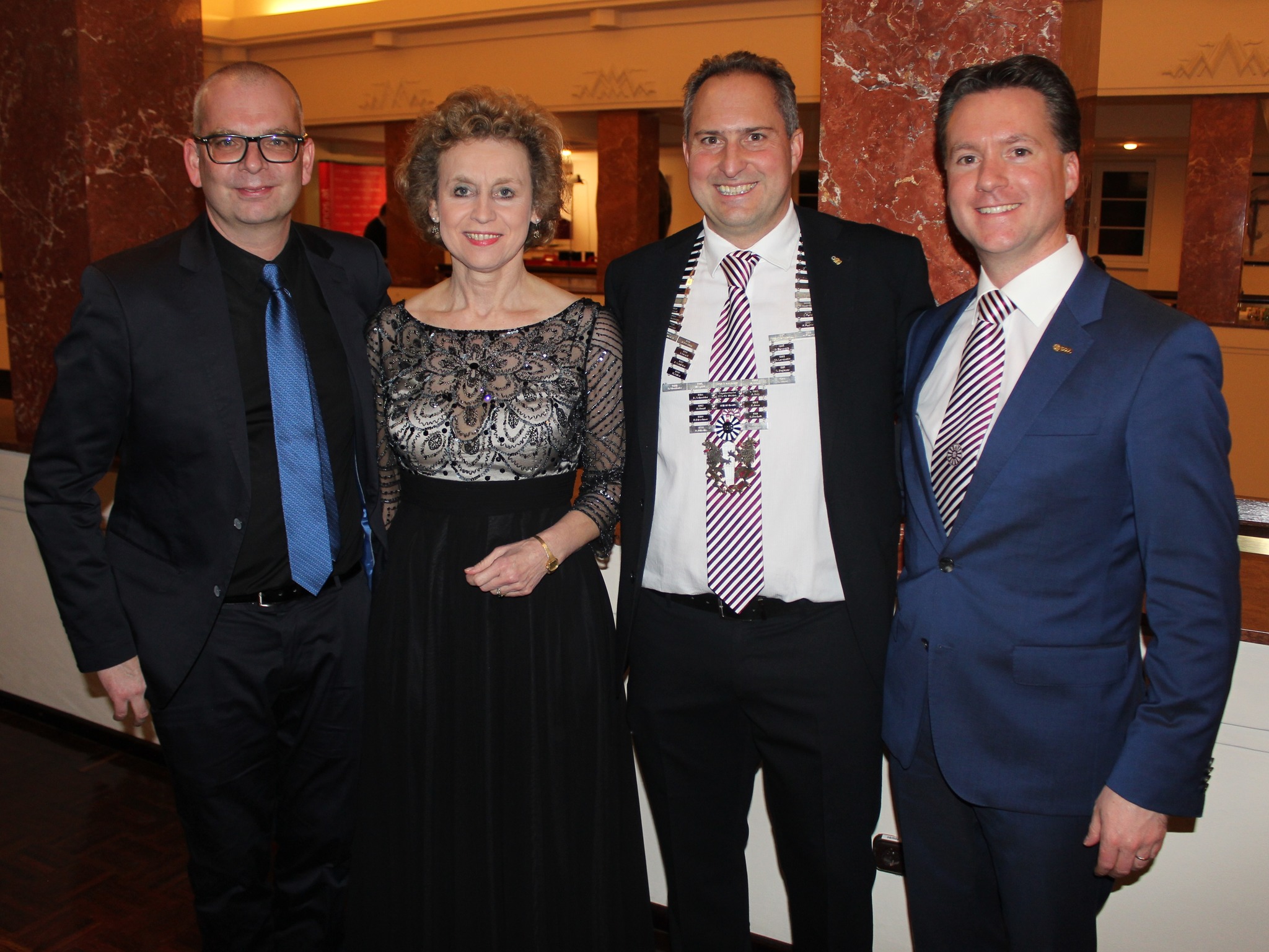 Round Table Charity Ball 2016 - Hall-Rum