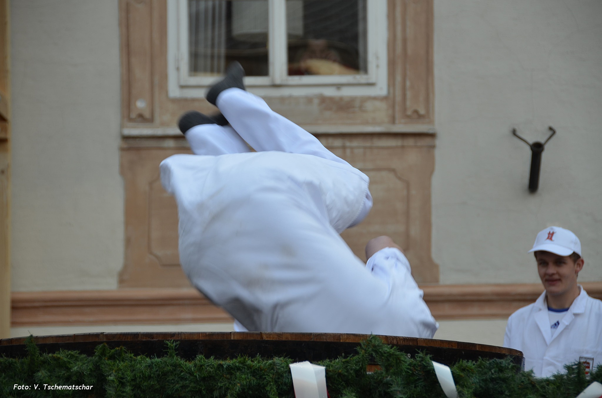 Traditioneller Metzgersprung 2016 im Hof von St. Peter - Tennengau
