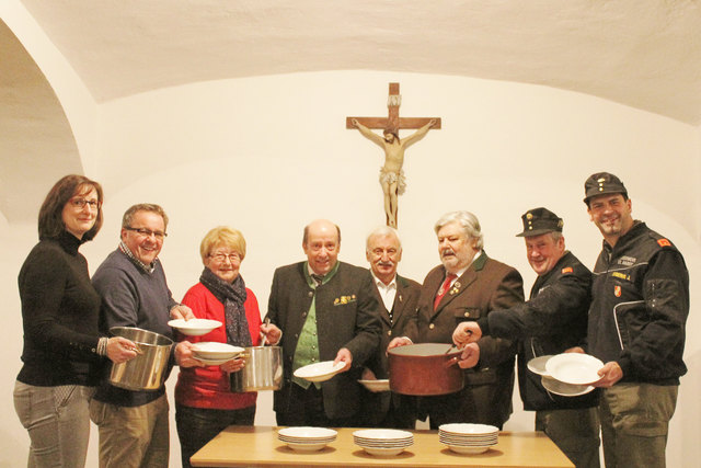 Ein ganzes Dorf kocht beim "Charity-Suppenessen" auf - Lavanttal