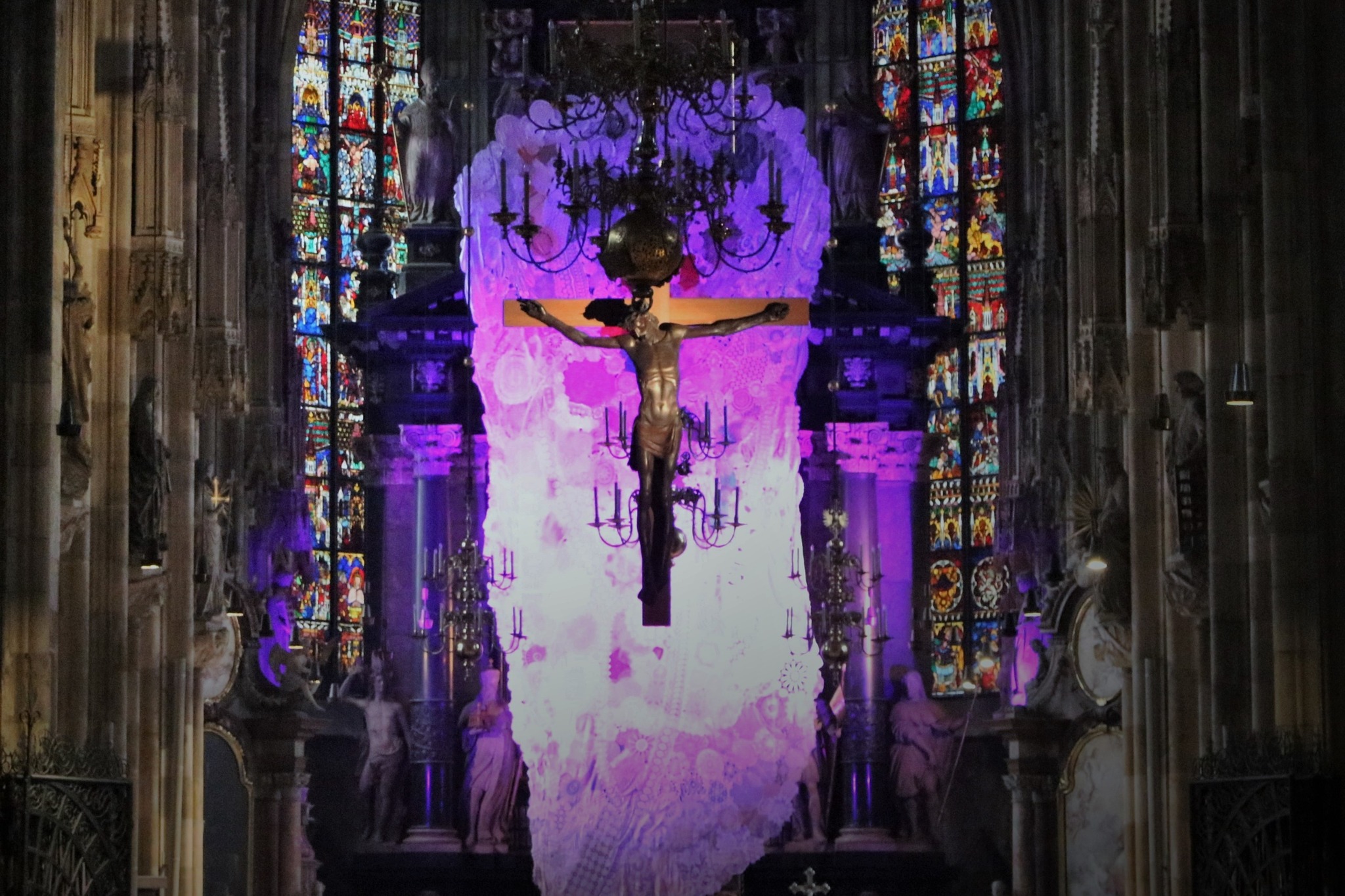 Fastentuch im Stephansdom - Innere Stadt