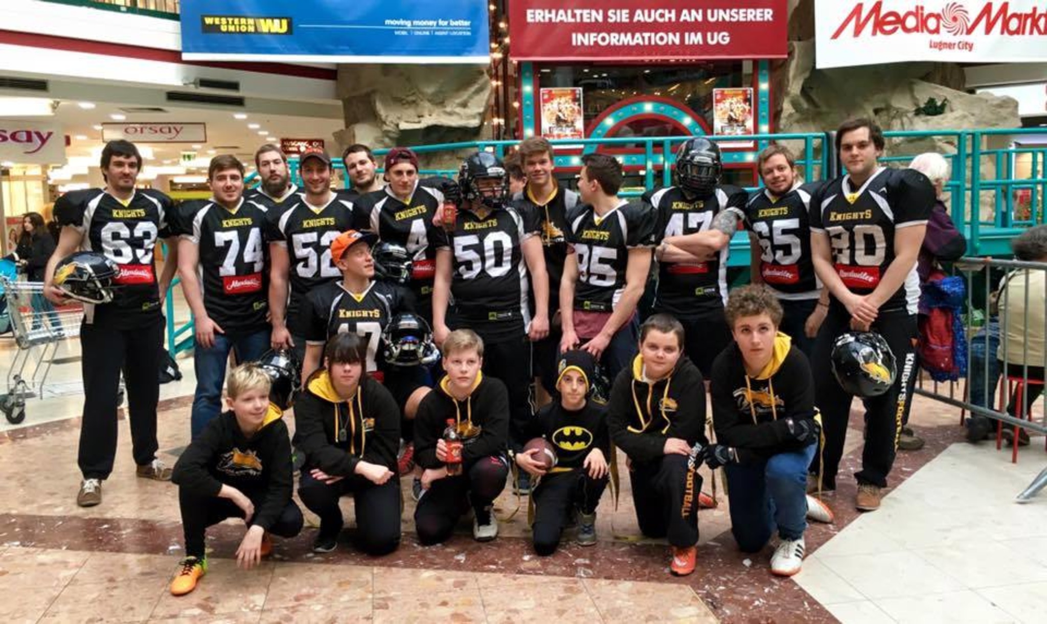 Vienna Knights in der Lugner City! - Rudolfsheim-Fünfhaus