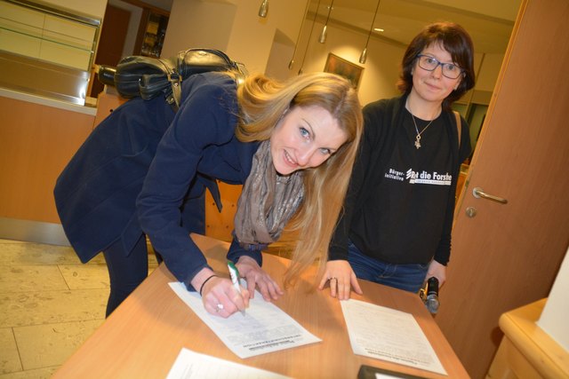 Bürgerinitiative sammelt Unterschriften zur "Rettung der Forstheide ...