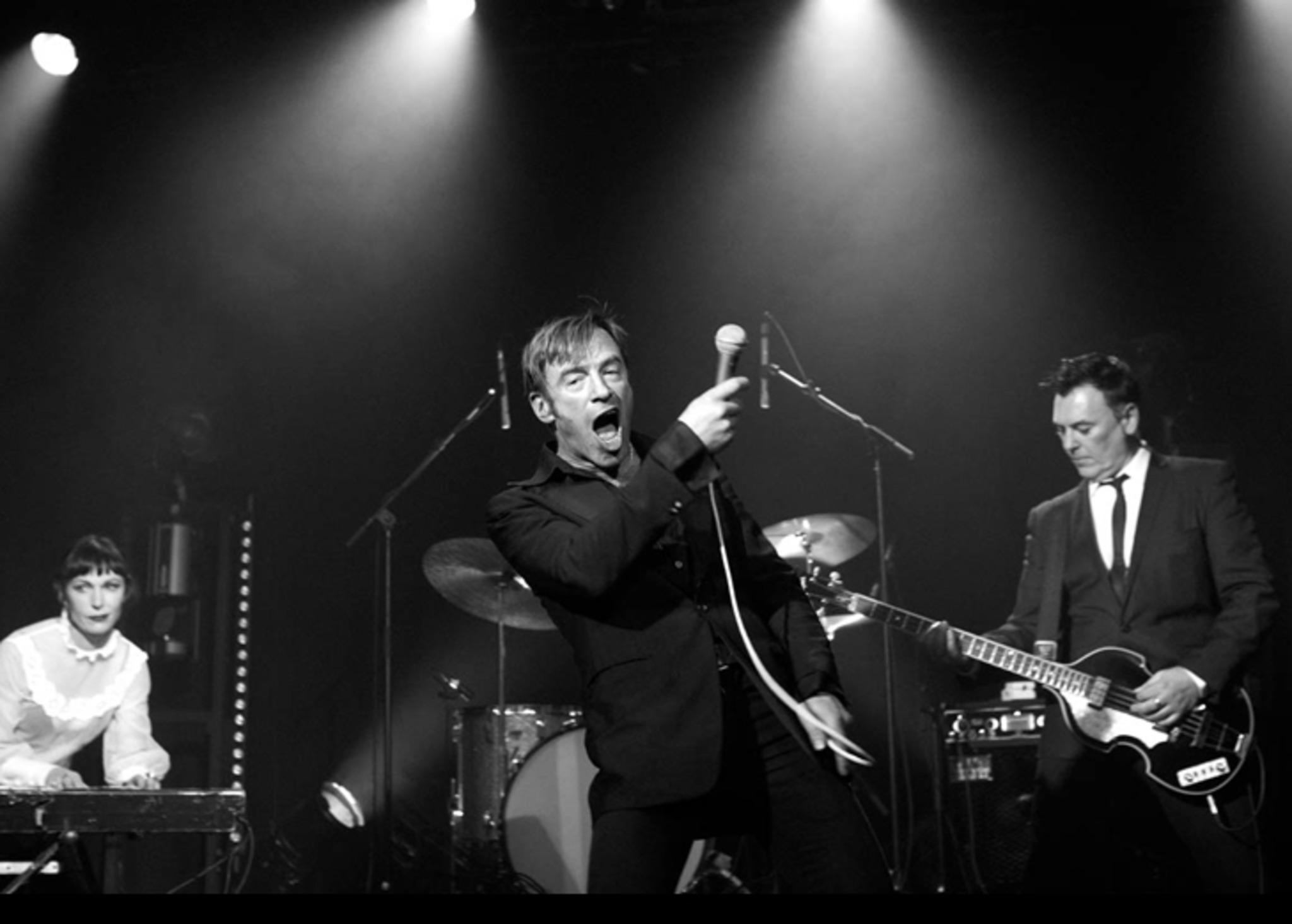 The Cesarians – eine Londoner Kultband verabschiedet sich - Hall-Rum