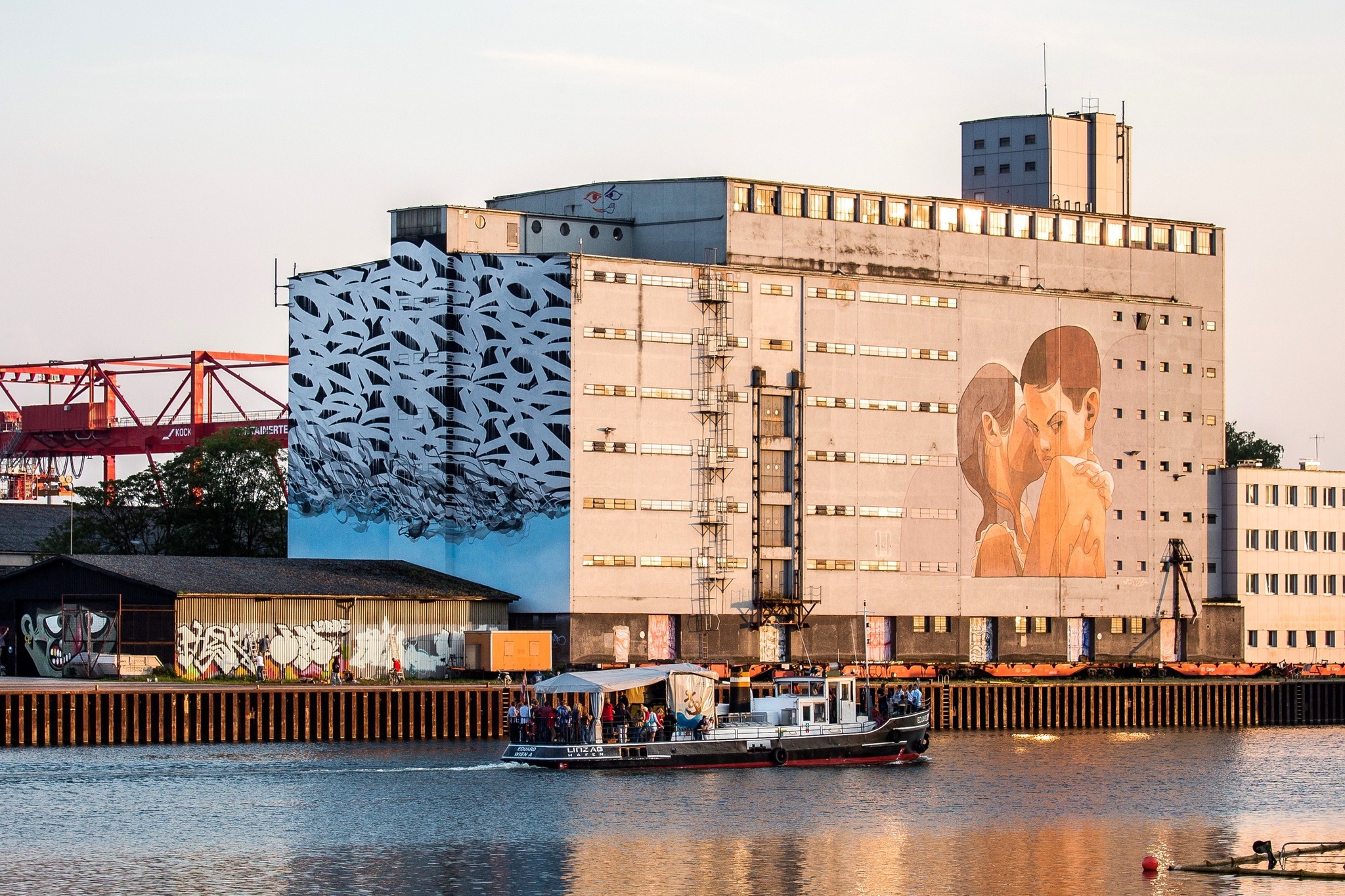 Linzer Hafen als „geilster Spielplatz in der Stadt“ - Linz