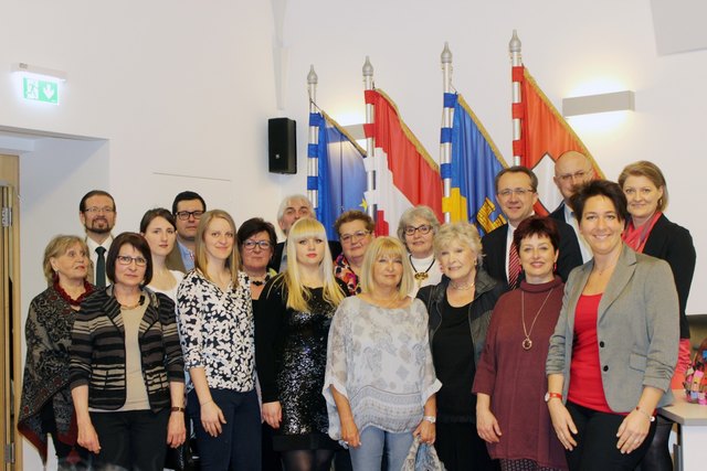 „Kunst als Hobby“-Ausstellung im Rathaus eröffnet - St. Pölten