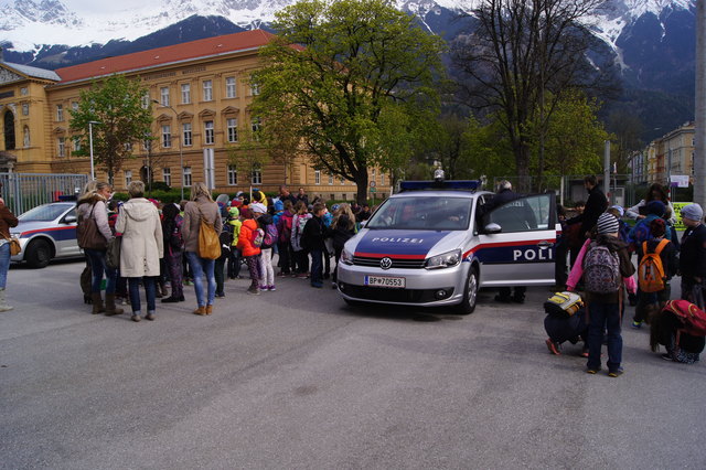 Tag der Kinderpolizei: Polizei kinderleicht - Innsbruck