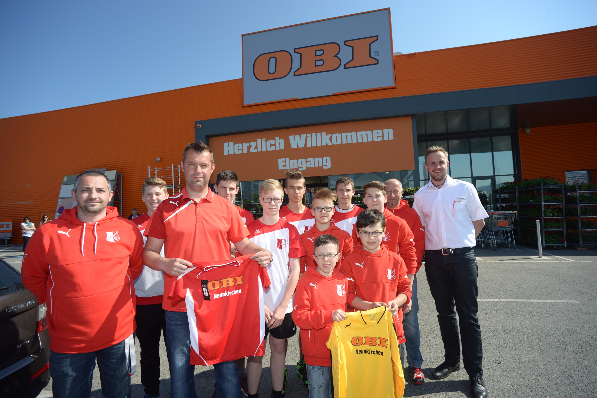 Neunkirchner OBI Markt hilft Sportvereinen - Neunkirchen