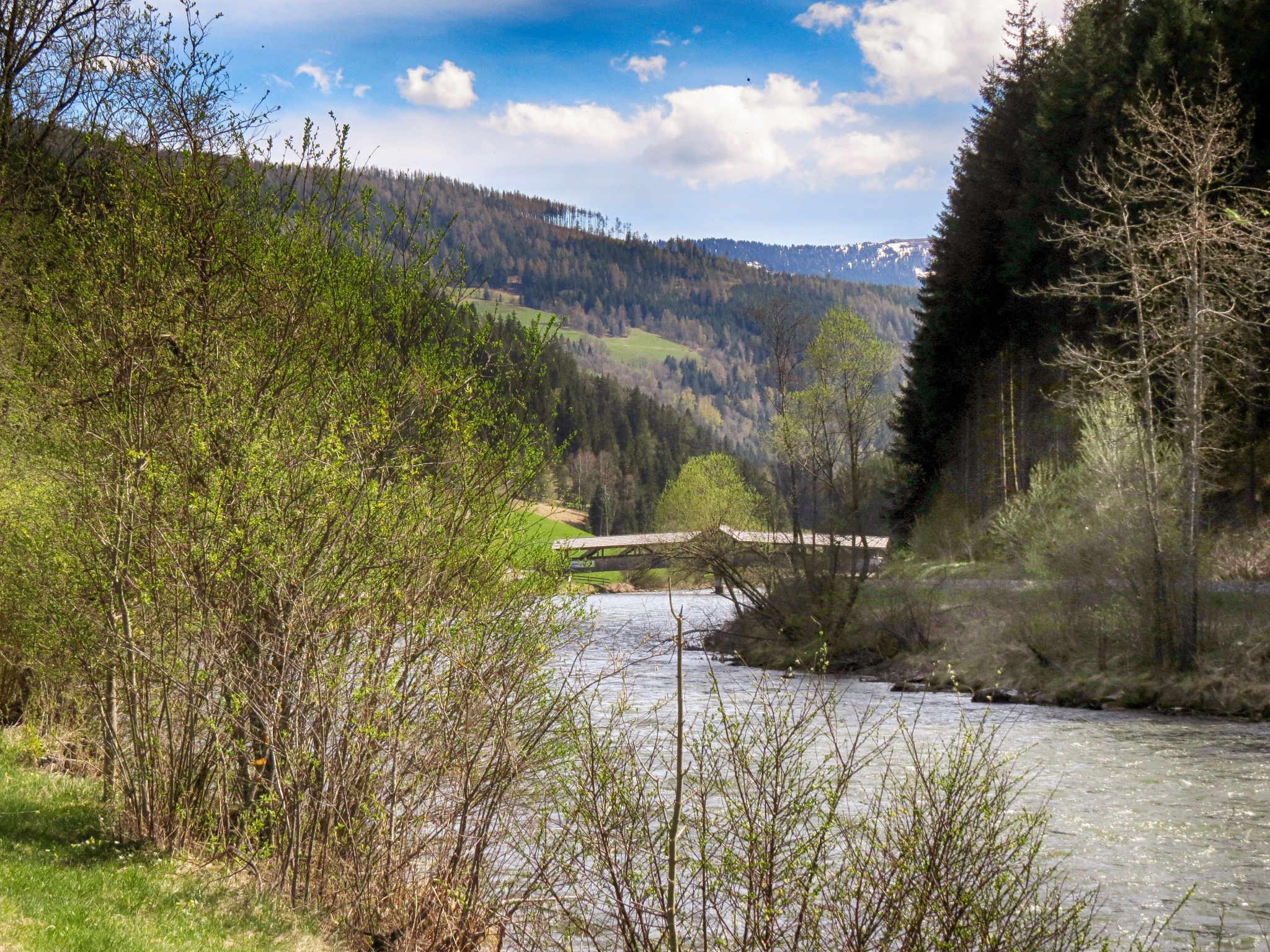 Flußverlauf der Mur nach Osten - Lungau