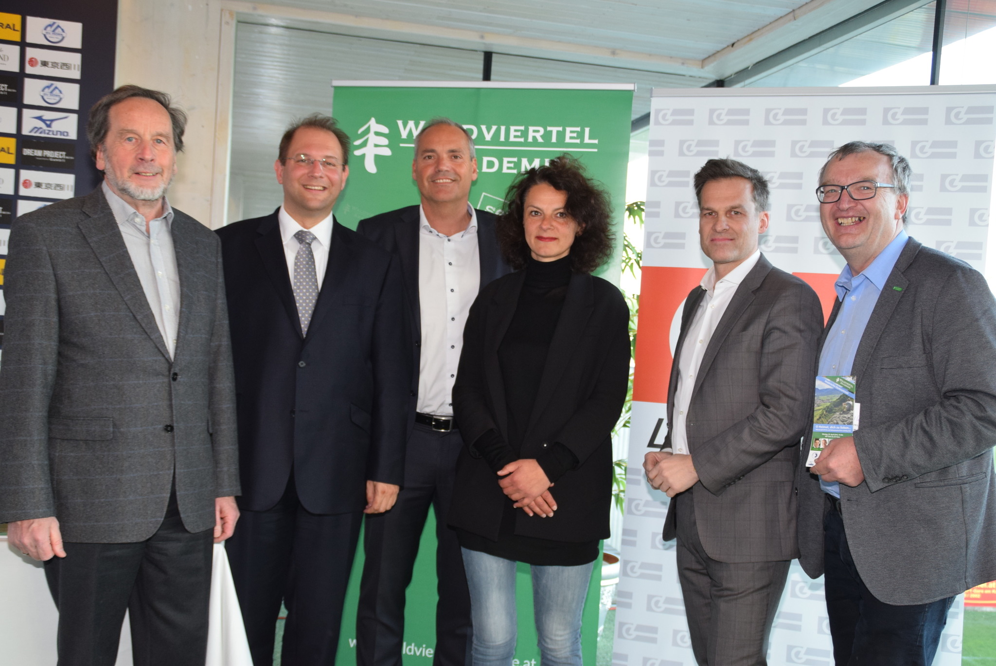 VIP-Lounge SV Horn: Diskussion mit Tarek Leitner, Thomas Kronsteiner ...