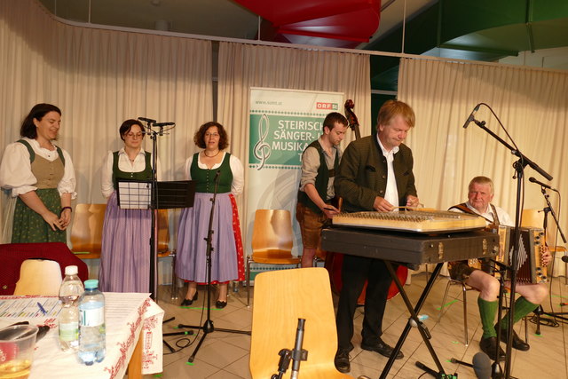 Musikanten zu Gast auf der Apfelstraße - Weiz