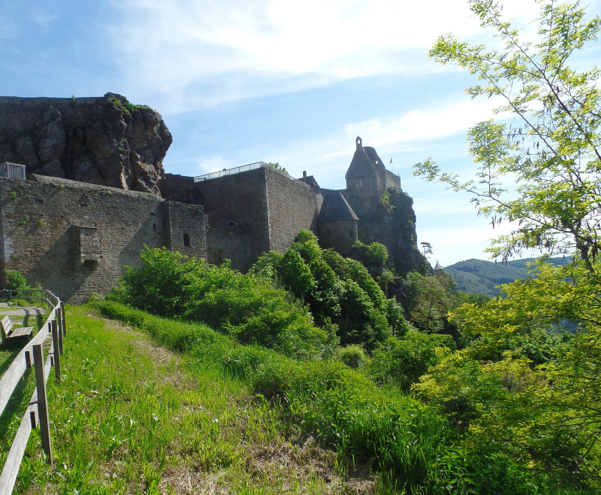 Ein-und Ausblicke von der BURG AGGSTEIN / Wachau - Krems