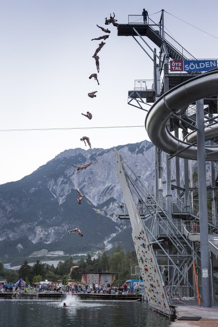 Weltelite bei Cliff Diving Show am 11. Juni in der AREA 47 - Imst