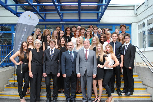 Verabschiedung der Maturantinnen und Maturanten der Höheren Lehranstalt ...