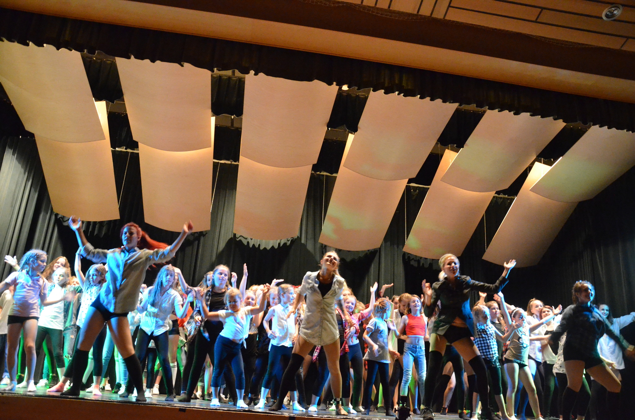 Mega-Abschluss-Show mit viel Tanz-Power - Telfs