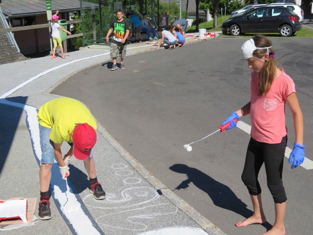 Ein weißer Strich sorgt für noch mehr Sicherheit - Südoststeiermark