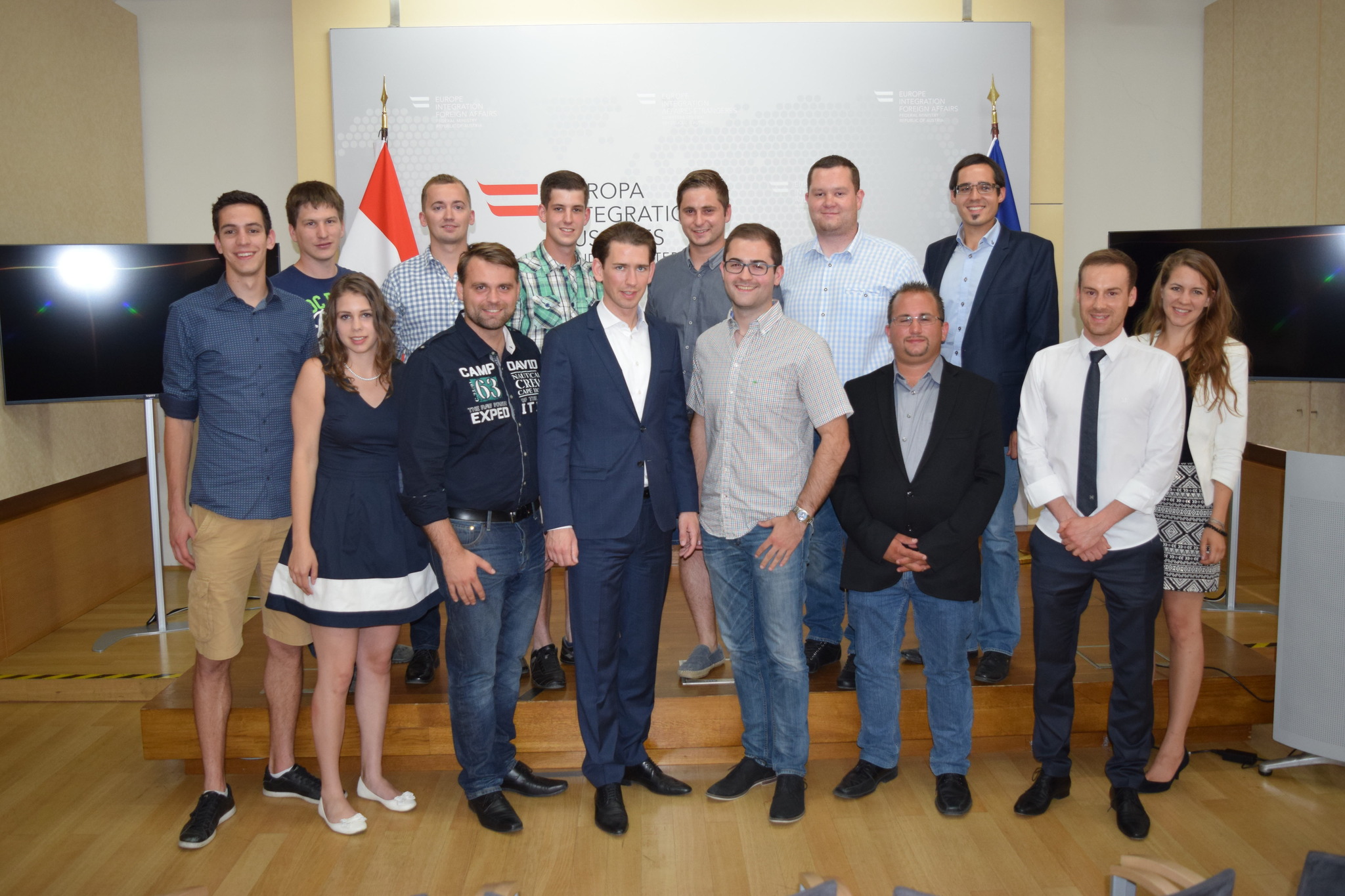 JVP´ler bei Außenminister Sebastian Kurz zu Gast - Zwettl