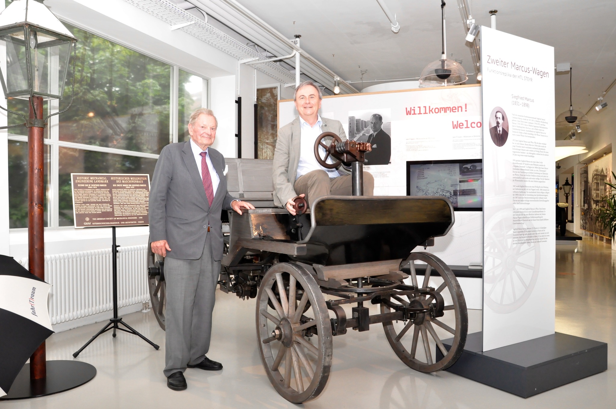 Marcus-Wagen auf Sommerfrische im Mattseer Fahrtraum - Flachgau