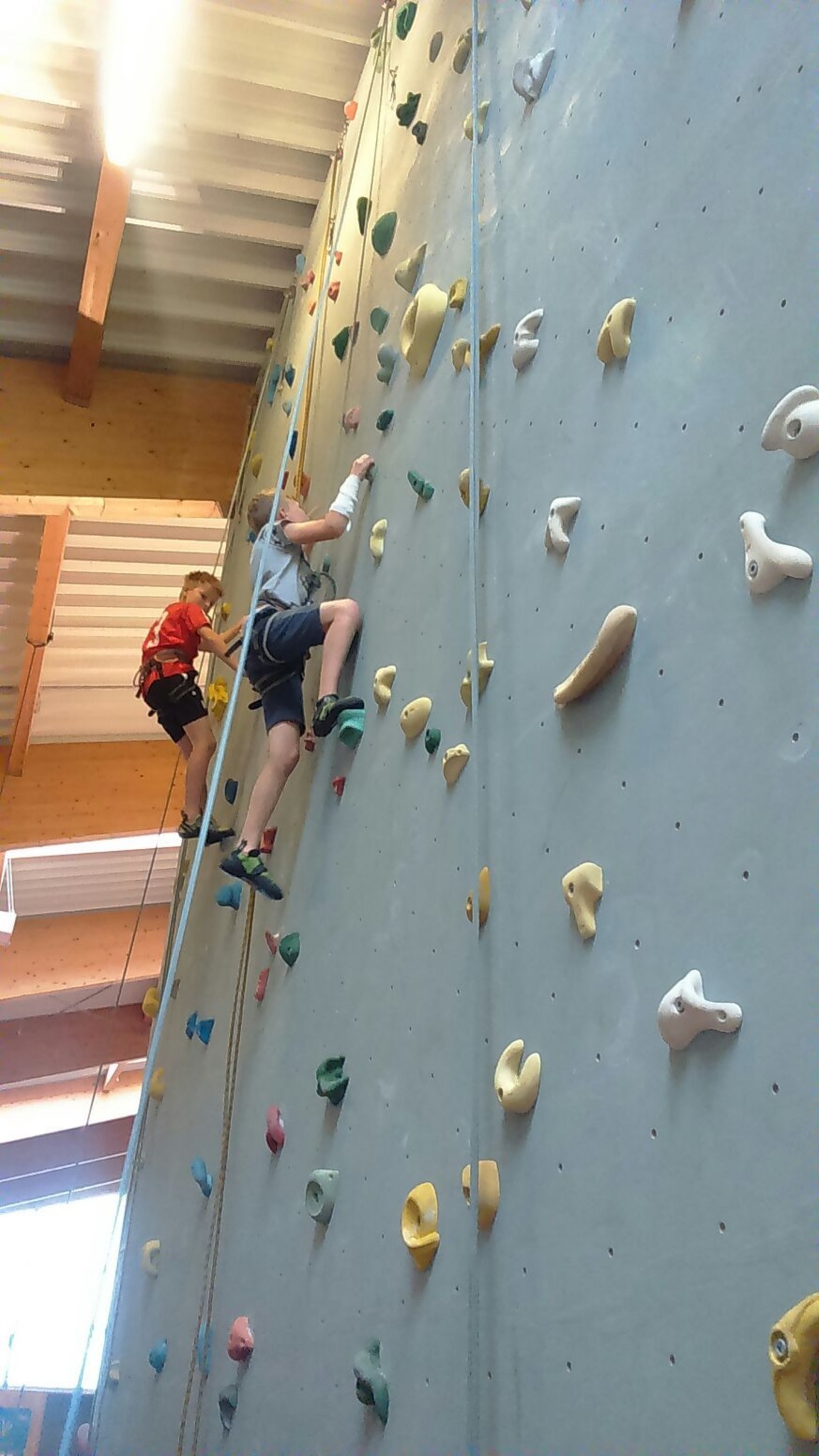 INDOOR-Klettern im Ferienprogramm - Urfahr-Umgebung