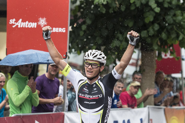 Österreicher Patrick Jäger gewinnt Profi Kriterium beim Arlberg Giro ...