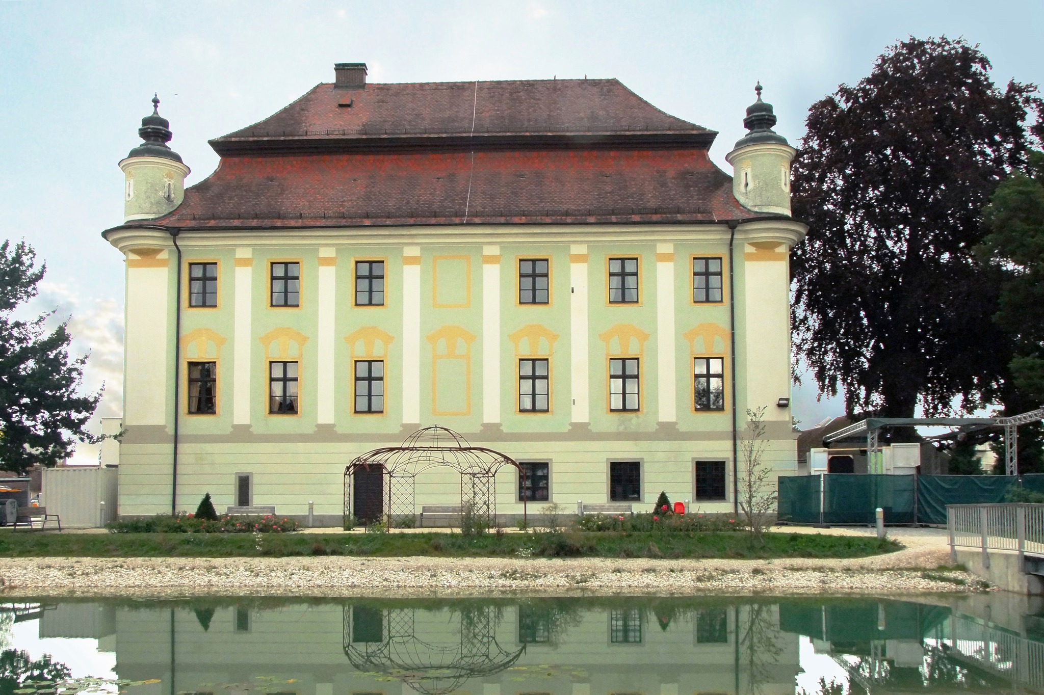 Herrenhaus der Schlossanlage Traun - Linz-Land