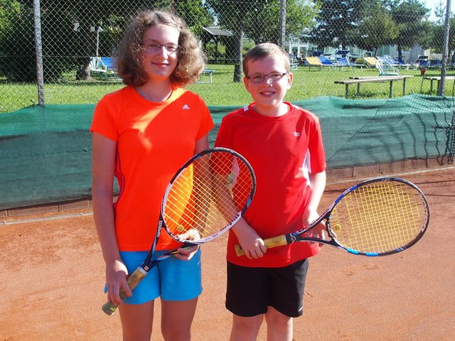 Slaby Geschwister erobern österreichische Tennisjugend - Schärding