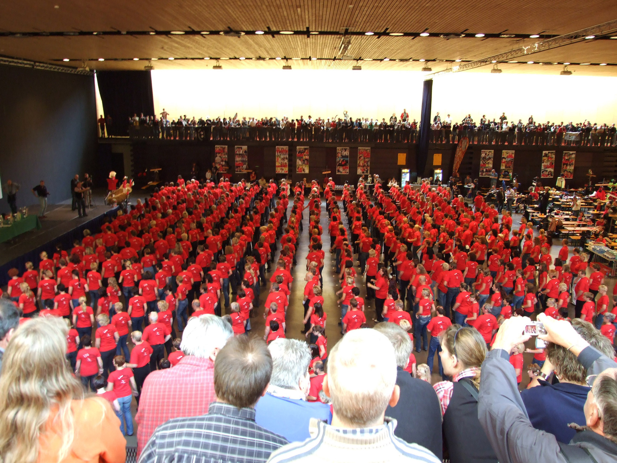 St. Anton am Arlberg: Line Dance Festival mit Weltrekordversuch - Landeck