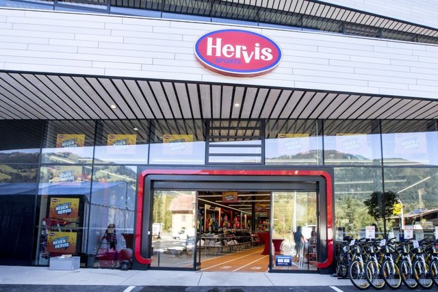 Hervis feierte große Eröffnung in Kitzbühel - Kitzbühel